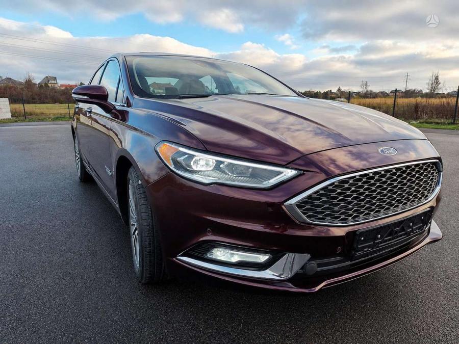 Red Ford Fusion 2018 in Siauliai, with an engine capacity of 1.97 L and mileage of 78 thousand km for 14000 €, photo 1 on AUTOMOTO.COM.LV