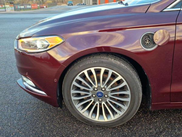 Sarkans Ford Fusion 2018 Šauļi, ar dzinēja tilpumu 1.97 L un nobraukumu 78 tūkst. km par 14000 €, foto 11 vietnē AUTOMOTO.COM.LV