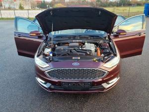 Red Ford Fusion 2018 in Siauliai, with an engine capacity of 1.97 L and mileage of 78 thousand km for 14000 €, photo 12 on AUTOMOTO.COM.LV