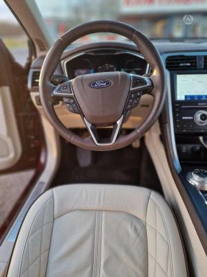 Red Ford Fusion 2018 in Siauliai, with an engine capacity of 1.97 L and mileage of 78 thousand km for 14000 €, photo 13 on AUTOMOTO.COM.LV