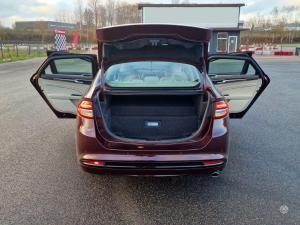 Red Ford Fusion 2018 in Siauliai, with an engine capacity of 1.97 L and mileage of 78 thousand km for 14000 €, photo 18 on AUTOMOTO.COM.LV