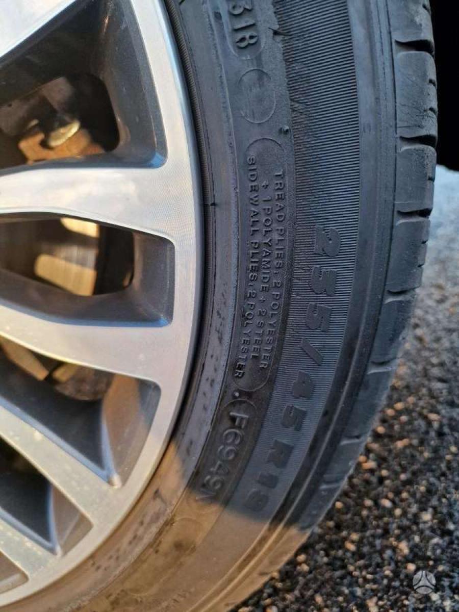 Red Ford Fusion 2018 in Siauliai, with an engine capacity of 1.97 L and mileage of 78 thousand km for 14000 €, photo 23 on AUTOMOTO.COM.LV