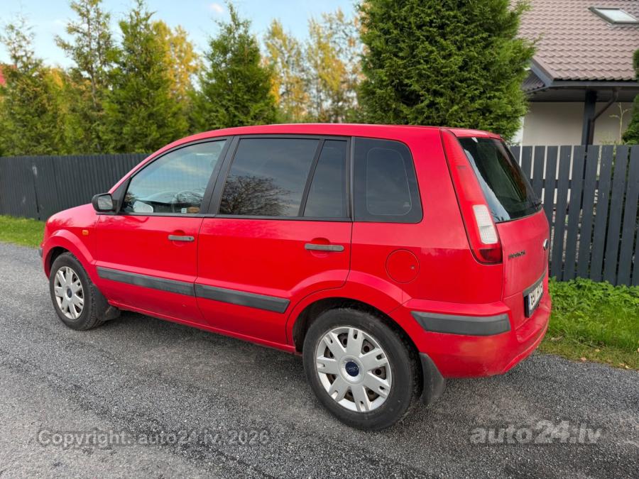 Sarkans Ford Fusion 2006 Tallina, ar dzinēja tilpumu 1.40 L un nobraukumu 139 tūkst. km par 1500 €, foto 6 vietnē AUTOMOTO.COM.LV