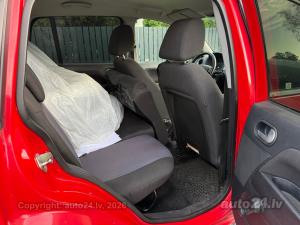 Sarkans Ford Fusion 2006 Tallina, ar dzinēja tilpumu 1.40 L un nobraukumu 139 tūkst. km par 1500 €, foto 12 vietnē AUTOMOTO.COM.LV