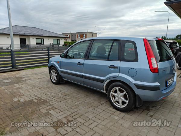 Форд Фьюжн 2006 в Таллин на AUTOMOTO.COM.LV Форд Фьюжн 2006 в Таллин, объемом двигателя 1.40 л и пробегом 107 тыс. км за 1350 €, фото 6 на AUTOMOTO.COM.LV