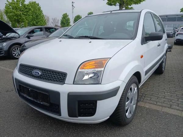 Balts Ford Fusion 2009 Limbaži, ar dzinēja tilpumu 1.60 L un nobraukumu 43 tūkst. km par 5950 €, foto 4 vietnē AUTOMOTO.COM.LV