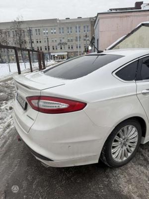 White Ford Fusion 2013 in Vilnius, with an engine capacity of 0.00 L and mileage of 207 thousand km for 7300 €, photo 2 on AUTOMOTO.COM.LV