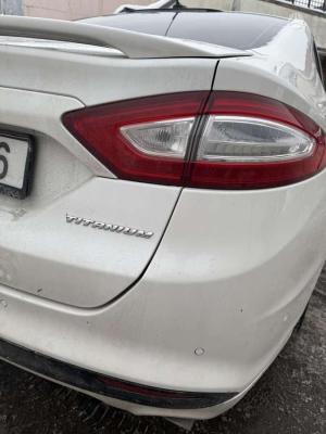 White Ford Fusion 2013 in Vilnius, with an engine capacity of 0.00 L and mileage of 207 thousand km for 7300 €, photo 3 on AUTOMOTO.COM.LV