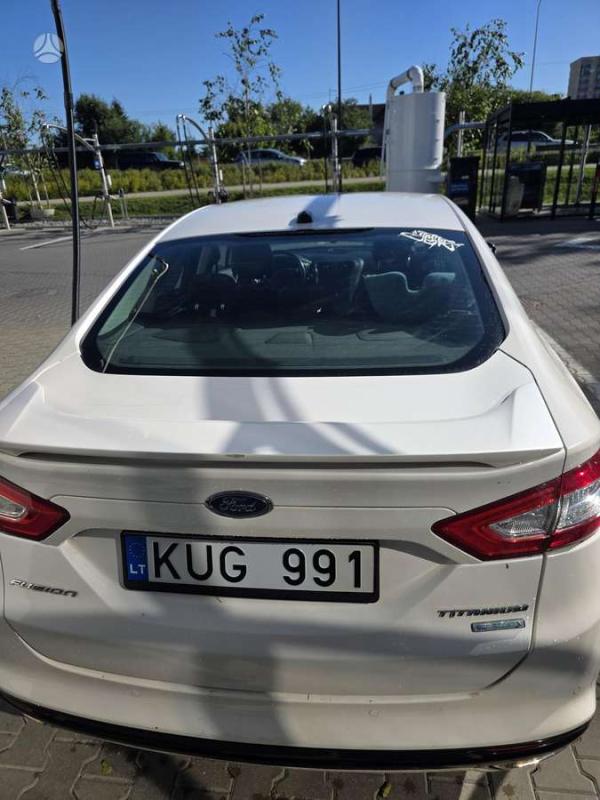 White Ford Fusion 2013 in Vilnius, with an engine capacity of 2.00 L and mileage of 112 thousand km for 4500 €, photo 3 on AUTOMOTO.COM.LV