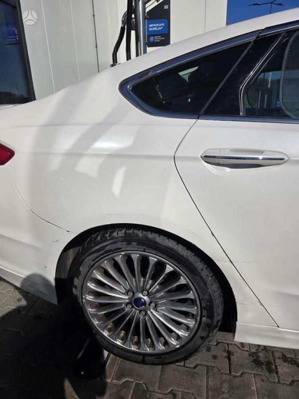 White Ford Fusion 2013 in Vilnius, with an engine capacity of 2.00 L and mileage of 112 thousand km for 4500 €, photo 10 on AUTOMOTO.COM.LV