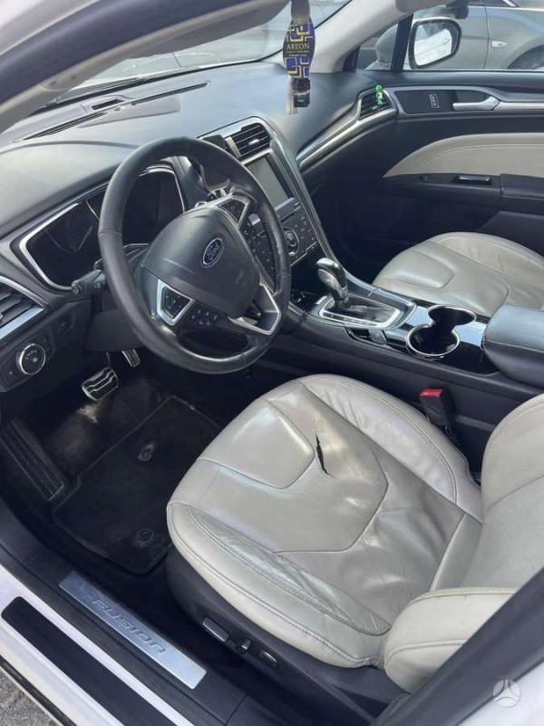 White Ford Fusion 2014 in Kaunas, with an engine capacity of 2.00 L and mileage of 270 thousand km for 5500 €, photo 7 on AUTOMOTO.COM.LV