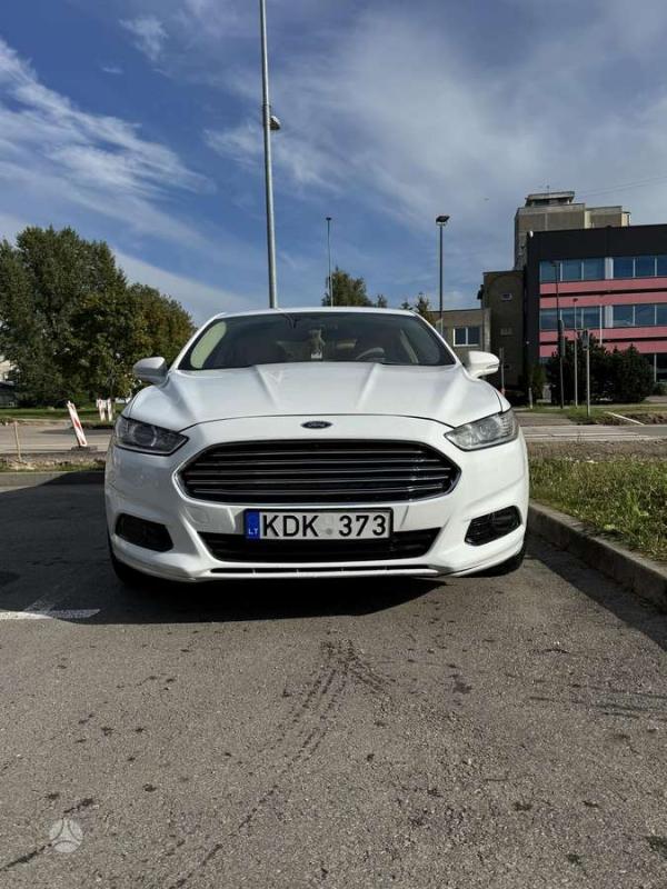 Ford Fusion 2014 Kauņa vietnē Balts Ford Fusion 2014 Kauņa, ar dzinēja tilpumu 2.49 L un nobraukumu 210 tūkst. km par 5650 €, foto 1 vietnē AUTOMOTO.COM.LV