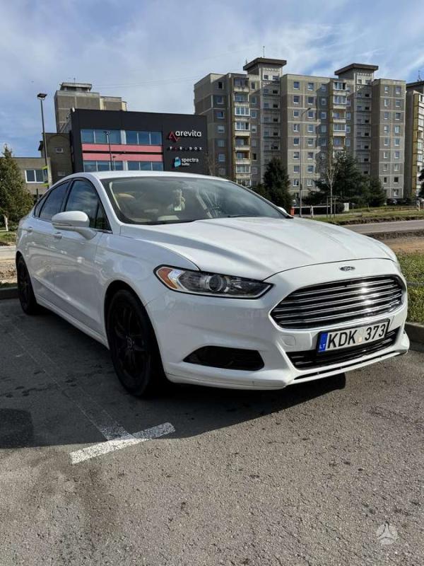 Ford Fusion 2014 Kauņa vietnē Balts Ford Fusion 2014 Kauņa, ar dzinēja tilpumu 2.49 L un nobraukumu 210 tūkst. km par 5650 €, foto 3 vietnē AUTOMOTO.COM.LV