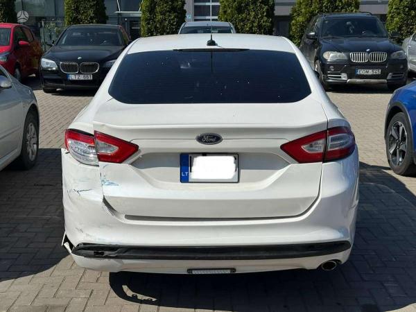 Balts Ford Fusion 2015 Klaipėda, ar dzinēja tilpumu 2.00 L un nobraukumu 235 tūkst. km par 5700 €, foto 6 vietnē AUTOMOTO.COM.LV