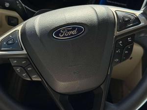 White Ford Fusion 2015 in Klaipeda, with an engine capacity of 2.00 L and mileage of 235 thousand km for 5700 €, photo 12 on AUTOMOTO.COM.LV