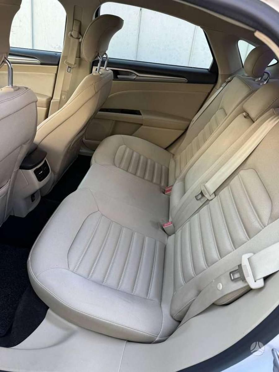 White Ford Fusion 2015 in Klaipeda, with an engine capacity of 2.00 L and mileage of 235 thousand km for 5700 €, photo 22 on AUTOMOTO.COM.LV