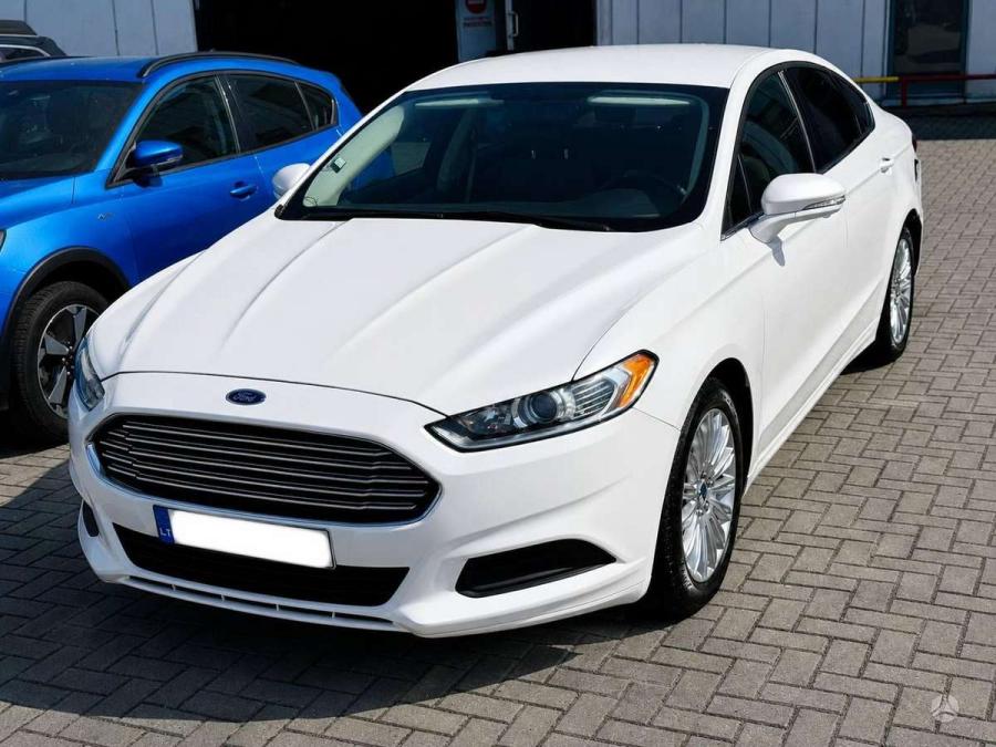 White Ford Fusion 2015 in Klaipeda, with an engine capacity of 2.00 L and mileage of 215 thousand km for 5700 €, photo 1 on AUTOMOTO.COM.LV