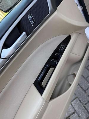 White Ford Fusion 2015 in Klaipeda, with an engine capacity of 2.00 L and mileage of 215 thousand km for 5700 €, photo 23 on AUTOMOTO.COM.LV