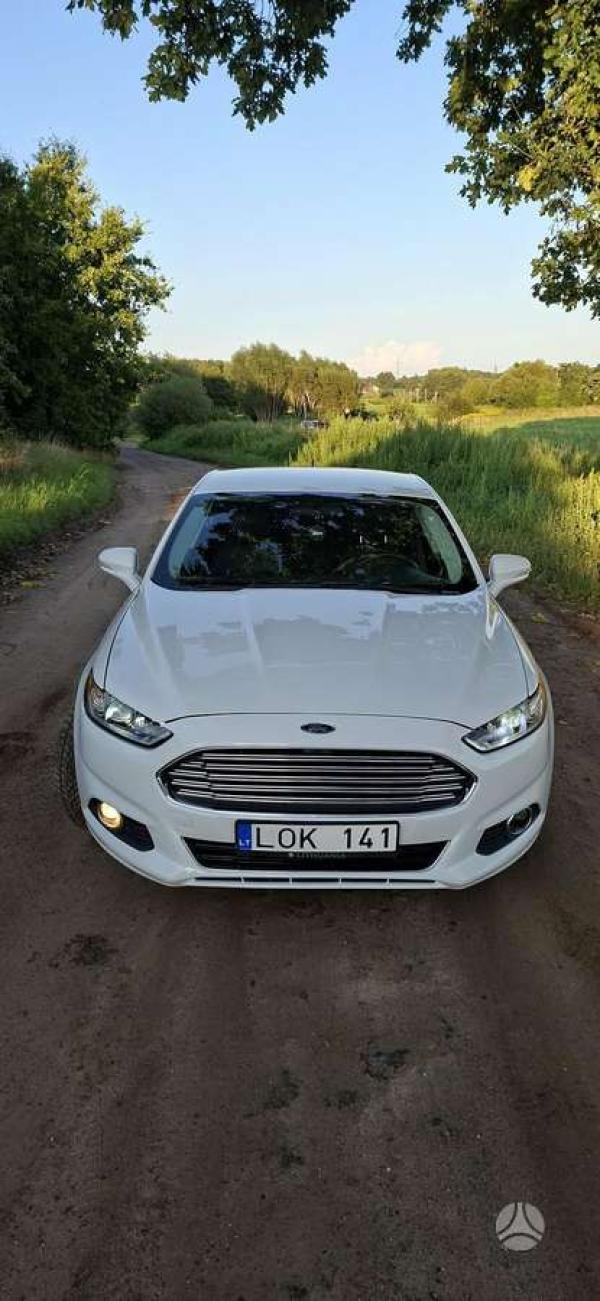 Форд Фьюжн 2016 в Клайпеда на AUTOMOTO.COM.LV Белый Форд Фьюжн 2016 в Клайпеда, объемом двигателя 2.00 л и пробегом 172 тыс. км за 7000 €, фото 1 на AUTOMOTO.COM.LV
