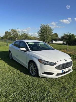 Balts Ford Fusion 2017 Viļņa, ar dzinēja tilpumu 2.00 L un nobraukumu 93 tūkst. km par 10500 €, foto  vietnē AUTOMOTO.COM.LV