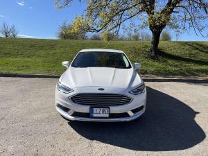 White Ford Fusion 2018 in Kaunas, with an engine capacity of 2.00 L and mileage of 96 thousand km for 10990 €, photo 3 on AUTOMOTO.COM.LV
