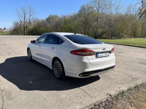 White Ford Fusion 2018 in Kaunas, with an engine capacity of 2.00 L and mileage of 96 thousand km for 10990 €, photo 7 on AUTOMOTO.COM.LV