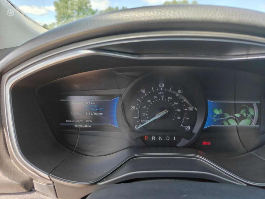 White Ford Fusion 2019 in Kaunas, with an engine capacity of 2.00 L and mileage of 102 thousand km for 9500 €, photo 3 on AUTOMOTO.COM.LV