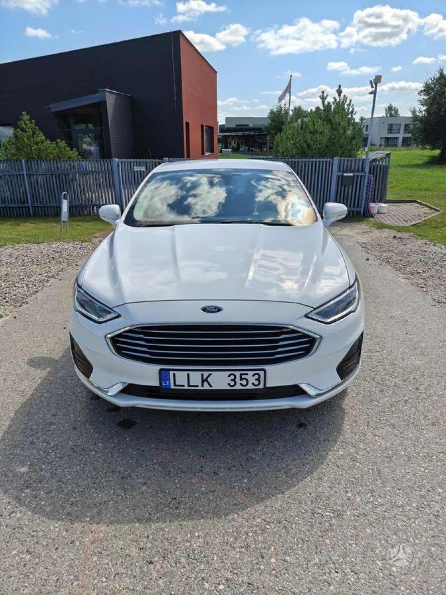 White Ford Fusion 2019 in Kaunas, with an engine capacity of 2.00 L and mileage of 102 thousand km for 9500 €, photo 6 on AUTOMOTO.COM.LV