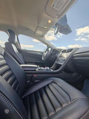 White Ford Fusion 2019 in Kaunas, with an engine capacity of 2.00 L and mileage of 102 thousand km for 9500 €, photo 9 on AUTOMOTO.COM.LV
