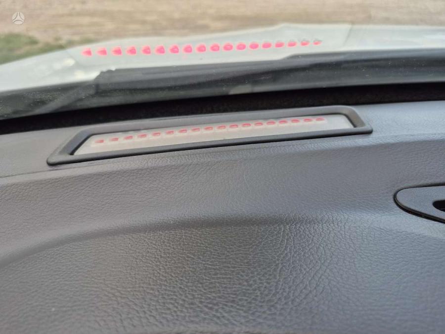 White Ford Fusion 2019 in Vilnius, with an engine capacity of 2.00 L and mileage of 158 thousand km for 11300 €, photo 13 on AUTOMOTO.COM.LV