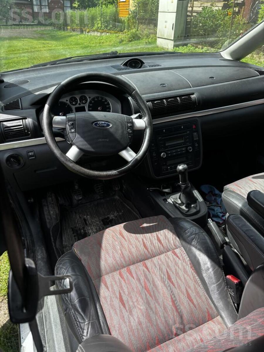 Black Ford Galaxy 2004 in Jekabpils, with an engine capacity of 1.90 L and mileage of 256 thousand km for 1500 €, photo 8 on AUTOMOTO.COM.LV