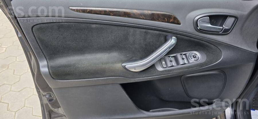 Black Ford Galaxy 2007 in Riga, with an engine capacity of 2.00 L and mileage of 0 thousand km for 3550 €, photo 17 on AUTOMOTO.COM.LV
