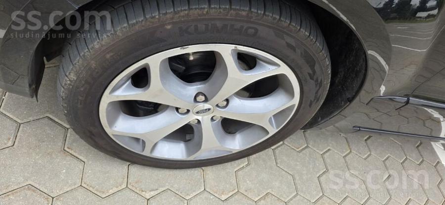 Black Ford Galaxy 2007 in Riga, with an engine capacity of 2.00 L and mileage of 0 thousand km for 3550 €, photo 22 on AUTOMOTO.COM.LV