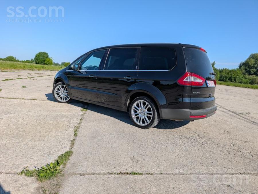 Black Ford Galaxy 2010 in Riga, with an engine capacity of 2.00 L and mileage of 220 thousand km for 5450 €, photo 8 on AUTOMOTO.COM.LV