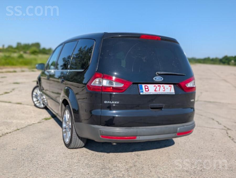 Black Ford Galaxy 2010 in Riga, with an engine capacity of 2.00 L and mileage of 220 thousand km for 5450 €, photo 9 on AUTOMOTO.COM.LV