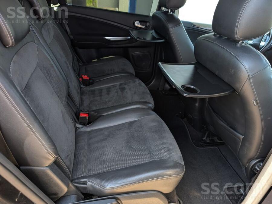 Black Ford Galaxy 2010 in Riga, with an engine capacity of 2.00 L and mileage of 220 thousand km for 5450 €, photo 19 on AUTOMOTO.COM.LV