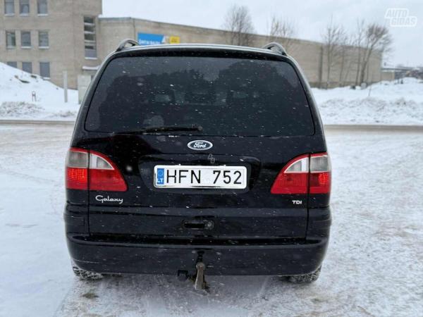 Melns Ford Galaxy 2002 Šilutė, ar dzinēja tilpumu 1.90 L un nobraukumu 450 tūkst. km par 1150 €, foto 6 vietnē AUTOMOTO.COM.LV