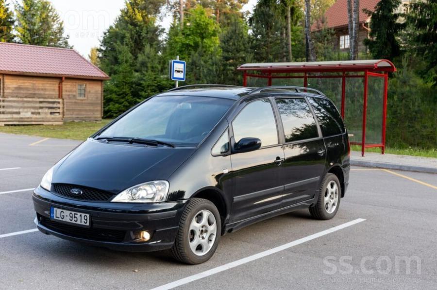 Melns Ford Galaxy 2002 Ogre, ar dzinēja tilpumu 2.80 L un nobraukumu 283 tūkst. km par 3000 €, foto 5 vietnē AUTOMOTO.COM.LV