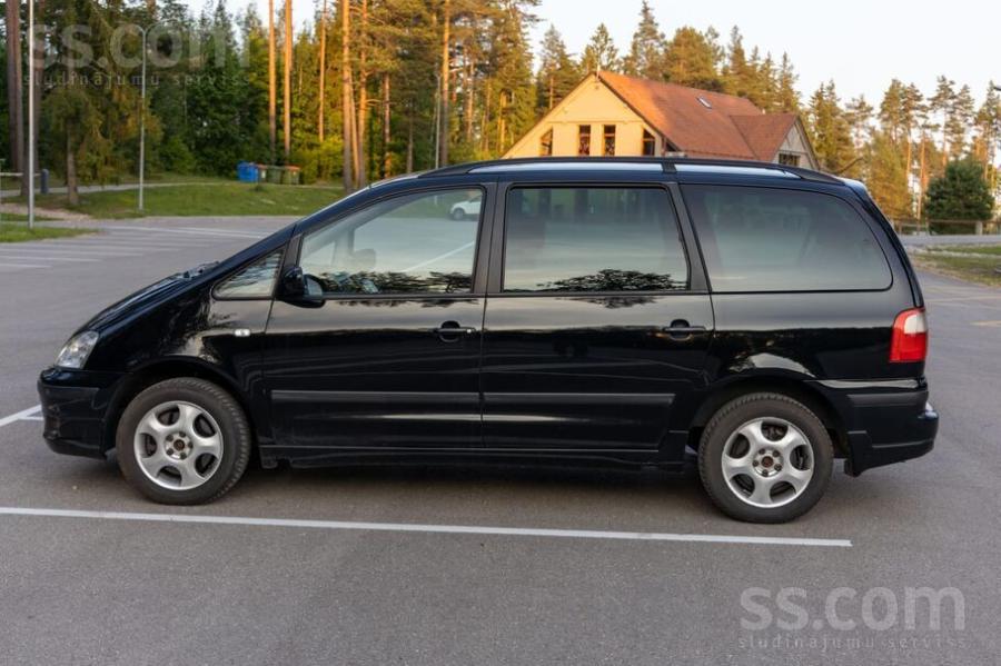 Melns Ford Galaxy 2002 Ogre, ar dzinēja tilpumu 2.80 L un nobraukumu 283 tūkst. km par 3000 €, foto 6 vietnē AUTOMOTO.COM.LV