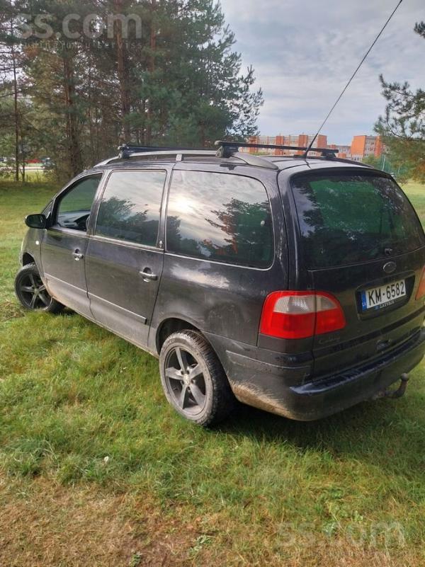 Ford Galaxy 2002 in Daugavpils on AUTOMOTO.COM.LV Black Ford Galaxy 2002 in Daugavpils, with an engine capacity of 1.90 L and mileage of 356 thousand km for 1045 β¬, photo 10 on AUTOMOTO.COM.LV