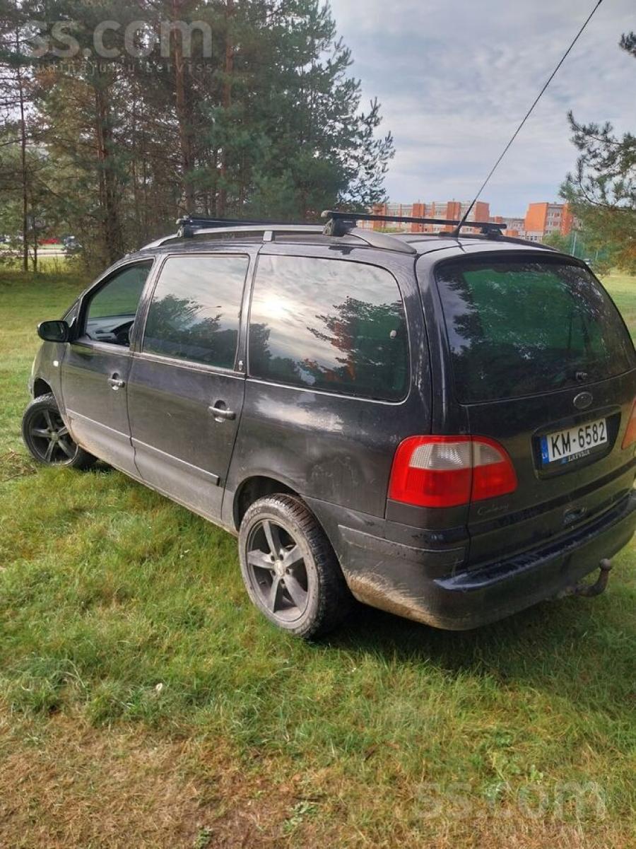 Black Ford Galaxy 2002 in Daugavpils, with an engine capacity of 1.90 L and mileage of 356 thousand km for 1045 €, photo 10 on AUTOMOTO.COM.LV