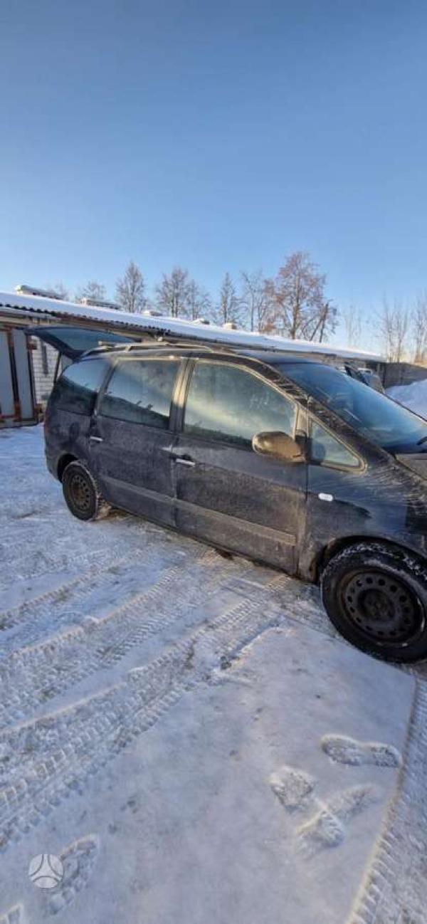 Melns Ford Galaxy 2003 Panevēža, ar dzinēja tilpumu 1.90 L un nobraukumu 516 tūkst. km par 850 €, foto 2 vietnē AUTOMOTO.COM.LV