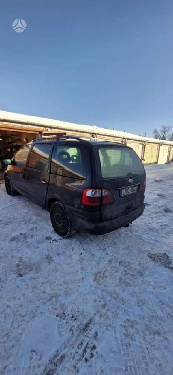 Melns Ford Galaxy 2003 Panevēža, ar dzinēja tilpumu 1.90 L un nobraukumu 516 tūkst. km par 850 €, foto 6 vietnē AUTOMOTO.COM.LV