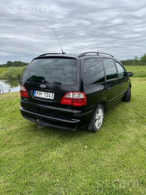 Black Ford Galaxy 2003 in Rezekne, with an engine capacity of 1.90 L and mileage of 360 thousand km for 1450 €, photo 5 on AUTOMOTO.COM.LV