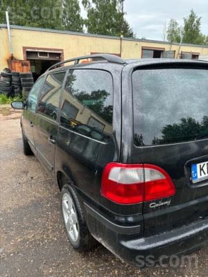 Melns Ford Galaxy 2003 Rīga, ar dzinēja tilpumu 1.90 L un nobraukumu 333 tūkst. km par 950 €, foto 5 vietnē AUTOMOTO.COM.LV