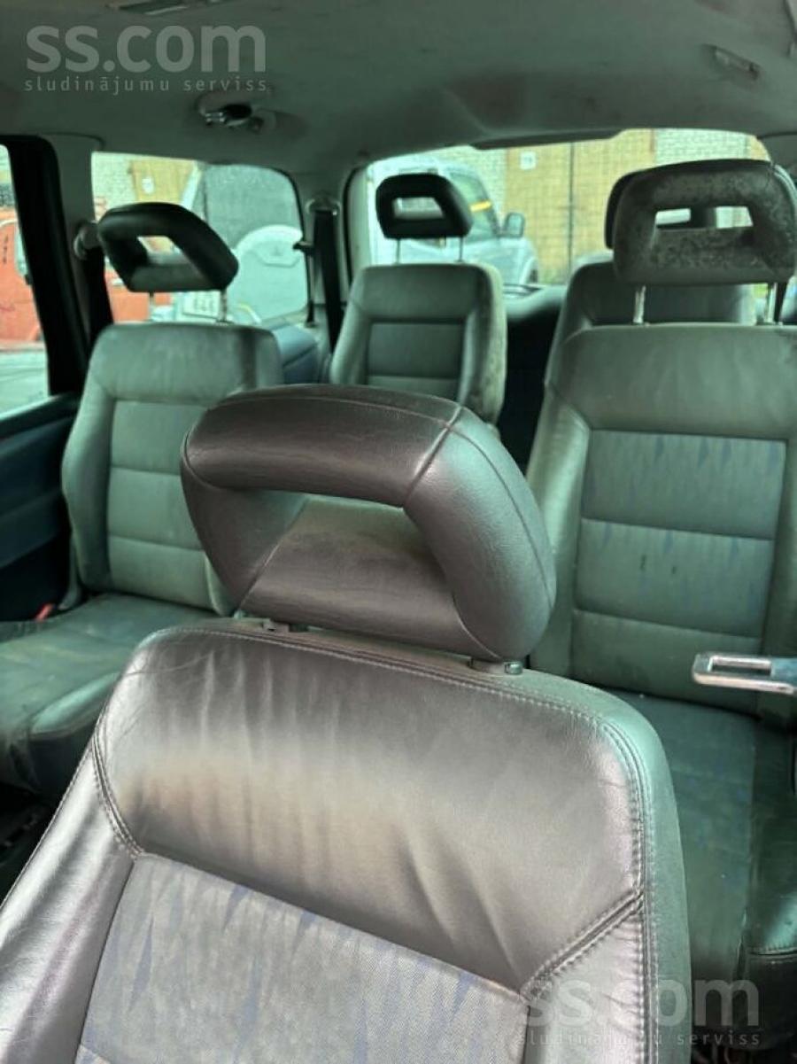 Melns Ford Galaxy 2003 Rīga, ar dzinēja tilpumu 1.90 L un nobraukumu 333 tūkst. km par 950 €, foto 8 vietnē AUTOMOTO.COM.LV