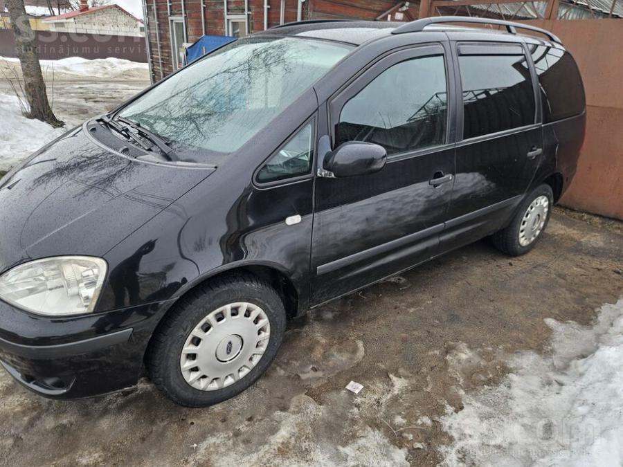 Black Ford Galaxy 2003 in Daugavpils, with an engine capacity of 1.90 L and mileage of 285 thousand km for 1450 €, photo 3 on AUTOMOTO.COM.LV