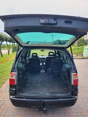 Melns Ford Galaxy 2003 Kauņa, ar dzinēja tilpumu 1.90 L un nobraukumu 308 tūkst. km par 1550 €, foto 12 vietnē AUTOMOTO.COM.LV