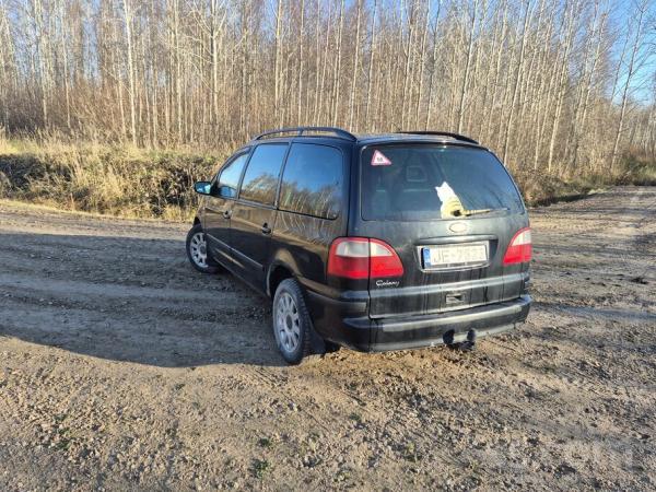 Melns Ford Galaxy 2003 Bauska, ar dzinēja tilpumu 1.90 L un nobraukumu 348 tūkst. km par 1300 €, foto 5 vietnē AUTOMOTO.COM.LV