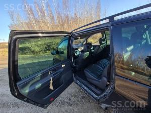 Melns Ford Galaxy 2003 Bauska, ar dzinēja tilpumu 1.90 L un nobraukumu 348 tūkst. km par 1300 €, foto 11 vietnē AUTOMOTO.COM.LV